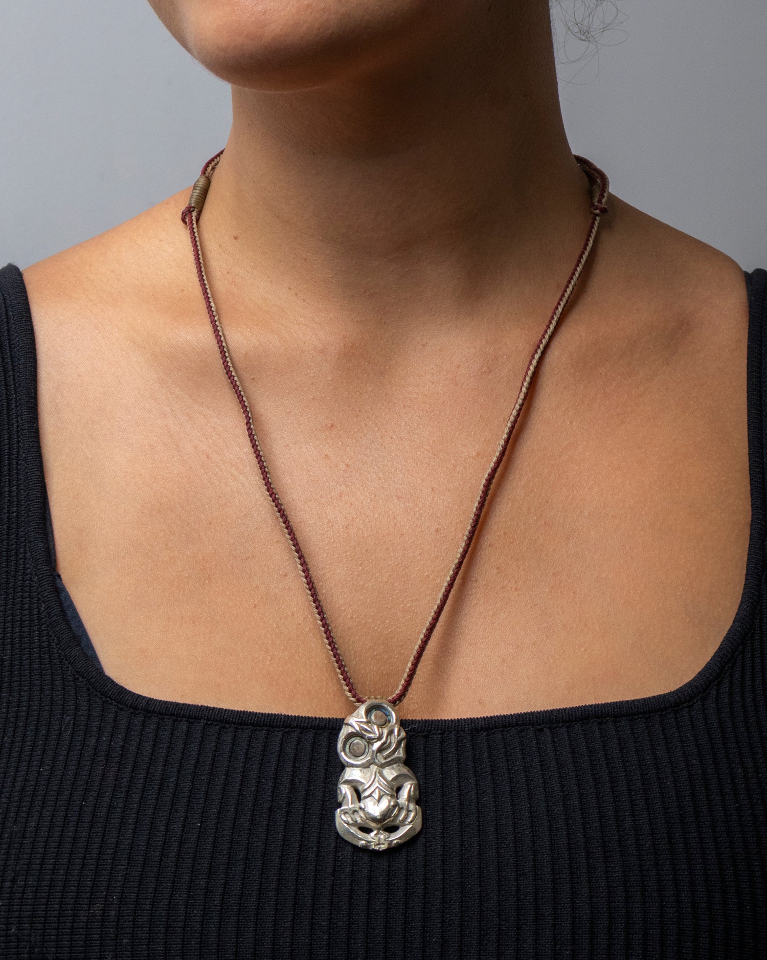 Silver Pekapeka Pounamu – The Poi Room Ltd